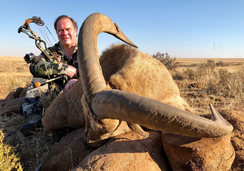 How to Book a Hunt as a Bowhunter | Tooth of the Arrow – Tooth of the ...